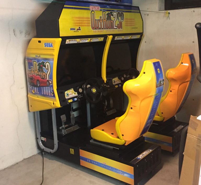 Customers restored OutRun 2 cabinets – Arcade Art Shop